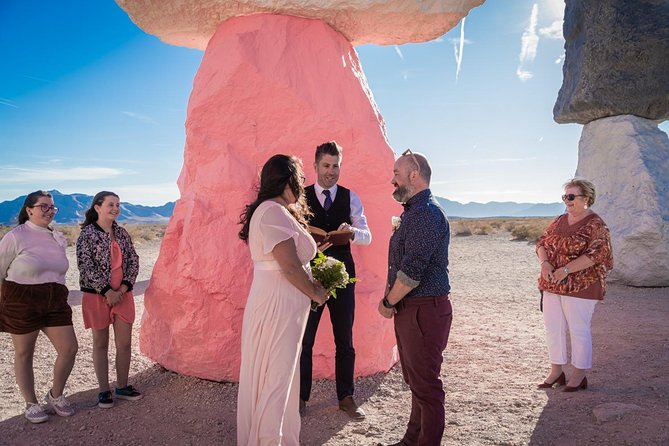 Wedding in French at 7 Magic Mountains - The Experience in Detail
