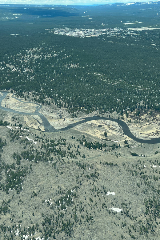 West Yellowstone: 30 Minute Aerial Tour Yellowstone Siesmic - The Experience in Detail