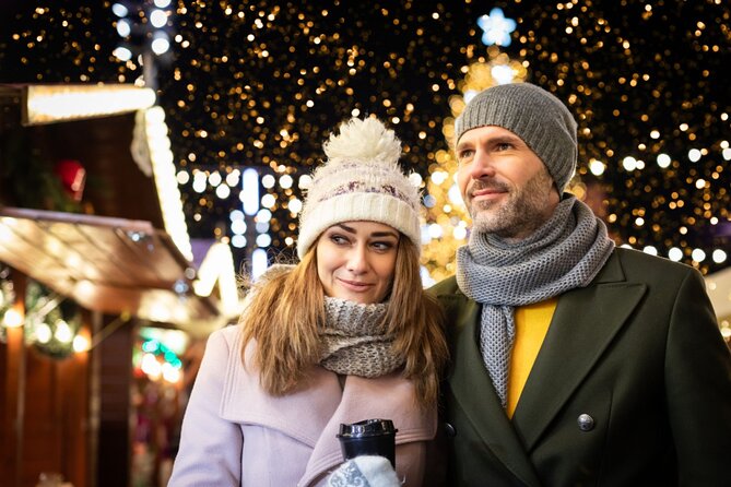 Winter Wonders of Vegas: A Festive Stroll - Key Points  