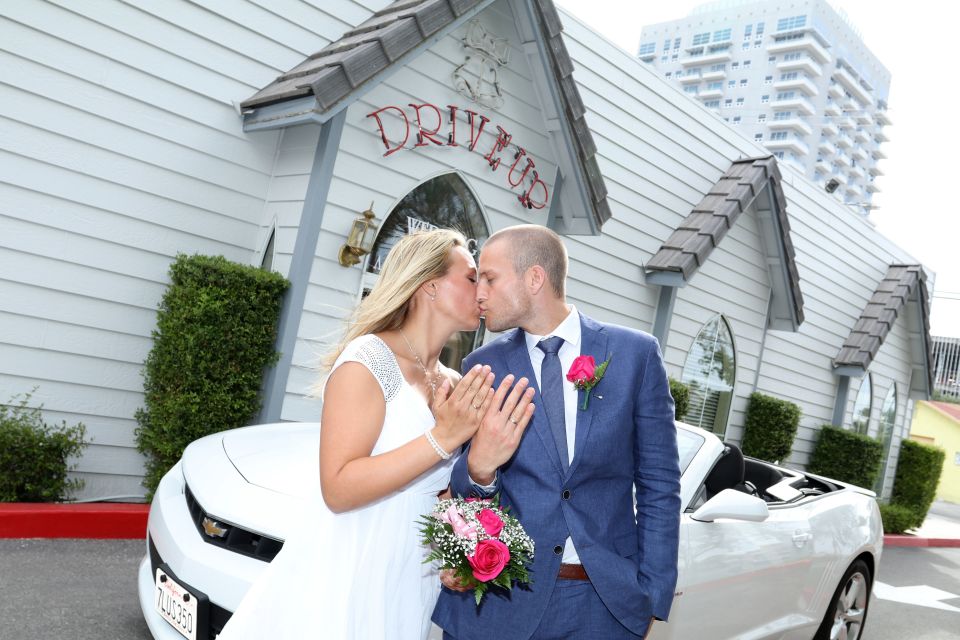 World-Famous Drive-Up Wedding in Las Vegas - Who Is This Experience Best For?