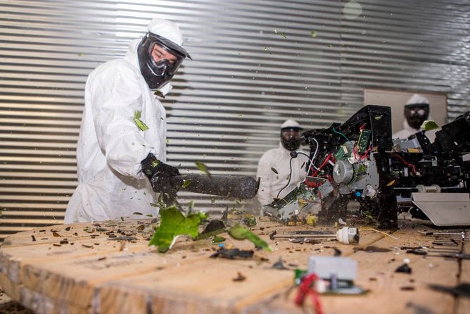 Wreck Room - A Destruction Experience, Standard Wrecking - Practical Tips for Visitors