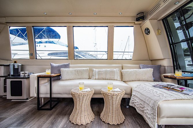 Yacht rental charter in Marina del Rey - 60' CARVER