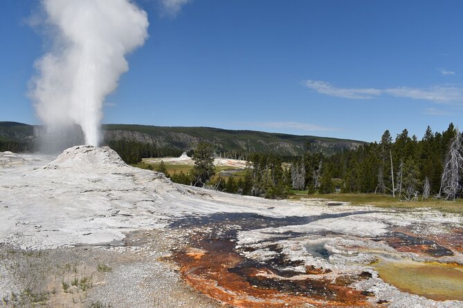 Yellowstone's Old Faithful Self-Guided Walking Tour - FAQ