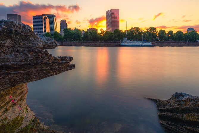 Eastbank Esplanade Sunset or Night Photography Walk - The Experience and Atmosphere