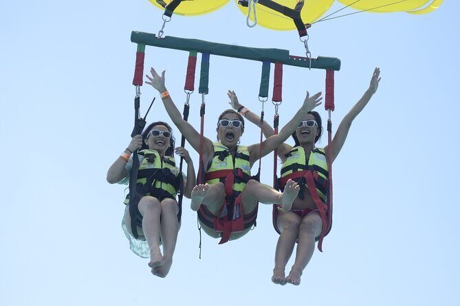 2 in 1 Parasail Cancun and Jet ski - Highlights Drawn from Reviewer Insights