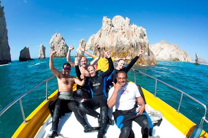 2 Tank Tour in Cabo San Lucas Reserve, Certified Divers with MANTA - The Sum Up