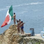 4hr Fun Guide Tour For Cruisers or Hotels Guests with Divers Show - Authentic Experiences and Highlights