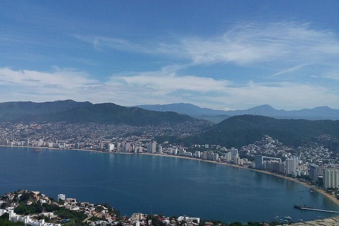 Acapulco City Tour - The Iconic La Quebrada Cliff Divers
