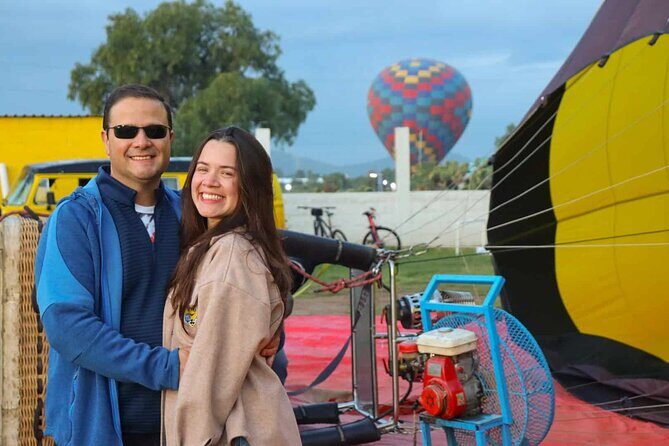 Balloon flight Teotihuacan, Breakfast in a cave Pick up in CDMX - Analyzing the Value