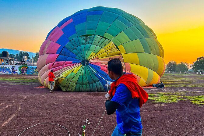 Balloon Flight with Teotihuacan & Guadalupe Shrine Full day Tour - Exploring Teotihuacan: Guided Tour Insights