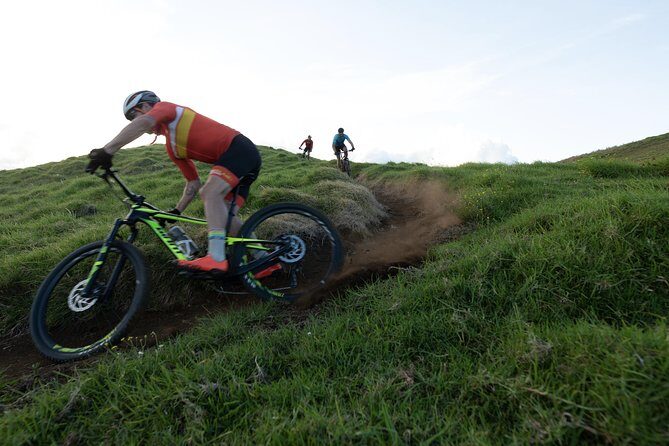 Big Island Mountain Biking on Anna Ranch - The Guided Experience and Equipment