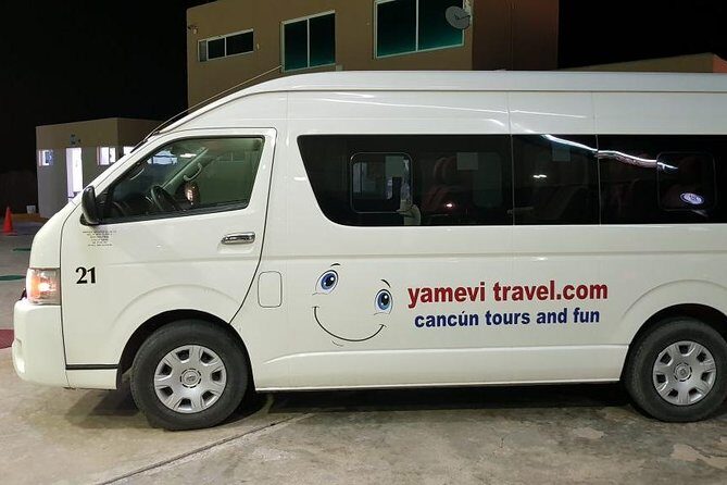 Cancun Airport private transfer to Cancun hotel zone - Transportation and Vehicle Experience