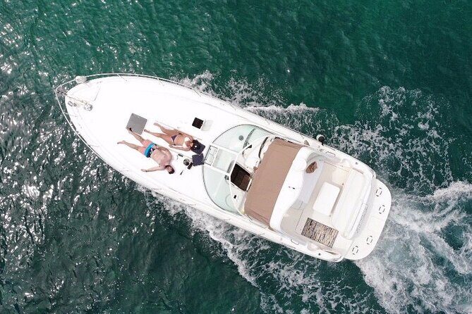 Cancun Bay Private 2-Hour on a Luxury Yacht - A Closer Look at the Cancun Bay Private 2-Hour Yacht Experience