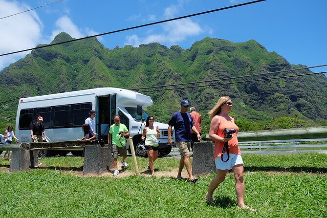 Circle Island Tour with Waimea Waterfall - FAQ
