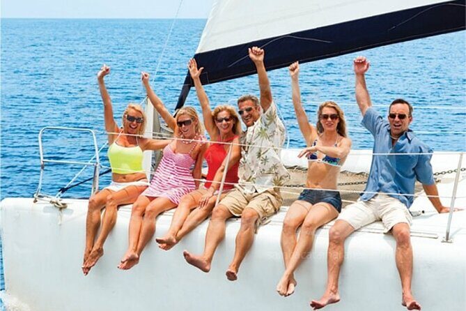 Deluxe Catamaran to Isla Mujeres with Open Bar from Cancun - Who Will Love This Tour?