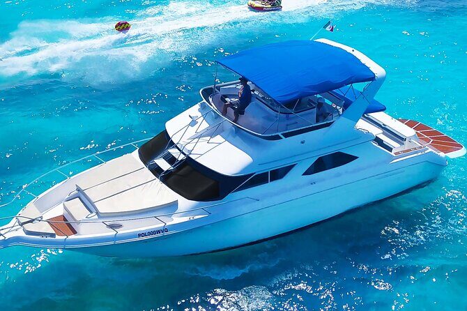 Deluxe Yacht 48FT with FlyBrige Rental in Cancun - Who Will Love This Experience?