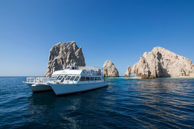 Fiesta Dinner Cruise in Cabo with Dinner - What Makes the Fiesta Dinner Cruise Stand Out