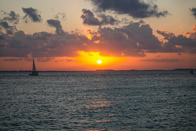 Isla Mujeres Sunset Cruise and Tour from Cancun - The Itinerary in Detail