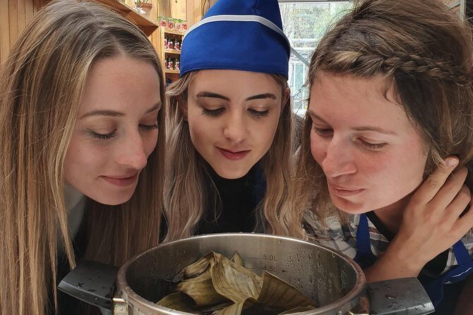 Mexican Street Tacos Hands-on Cooking Class and Market Tour - Why This Experience Excels