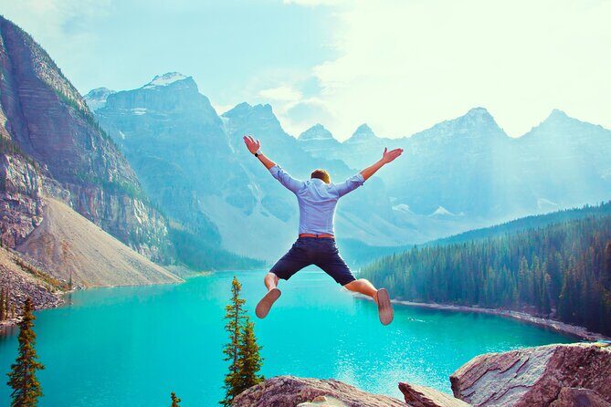 Moraine Lake, Lake Louise & Banff Secrets | Award-Winning Tour - What Makes This Tour Stand Out?
