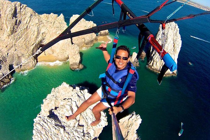Outdoor Adventure: Parasailing in Los Cabos - Detailed Breakdown of the Tour Itinerary