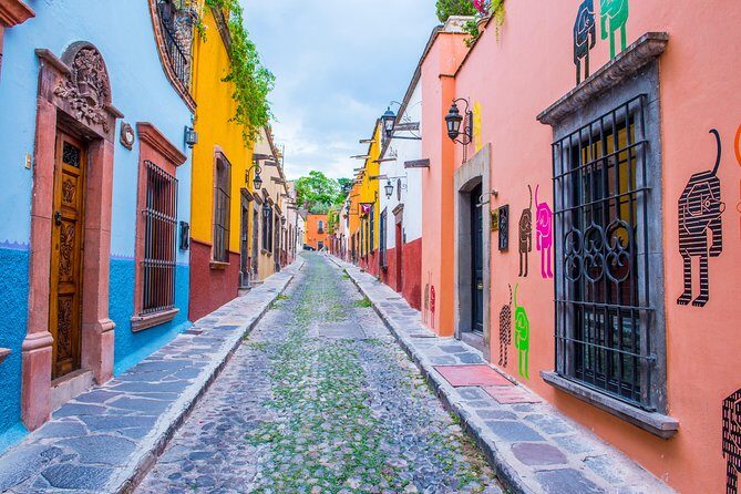 San Miguel de Allende Tour from Mexico City - The Authentic Experience