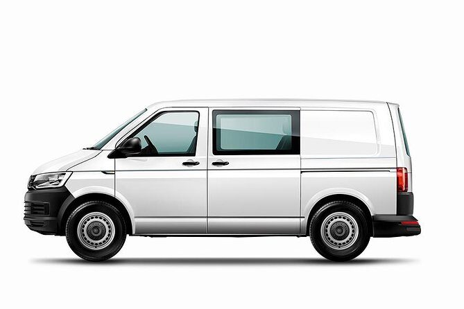 Shared Departure Transfer: Hotel to Los Cabos International Airport - Transportation and Group Size