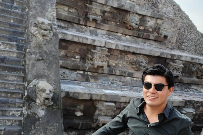 Teotihuacan pyramids morning or afternoon without tourist traps - Transportation and Group Size