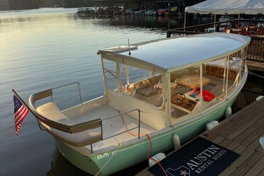 1 Hour Private Electric Duffy Cruise on Lake Austin - What the Reviews Say