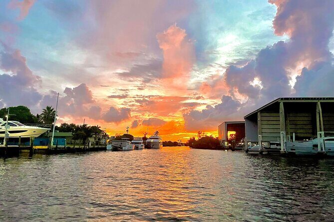 1 Hour-Relaxing Private Boat Tour - Fort Lauderdale (Up to 6 Pax) - The Sum Up