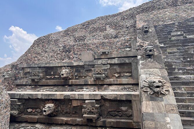 100% Private Tour in Teotihuacán Pyramids from Mexico City - The Pickup and Transportation