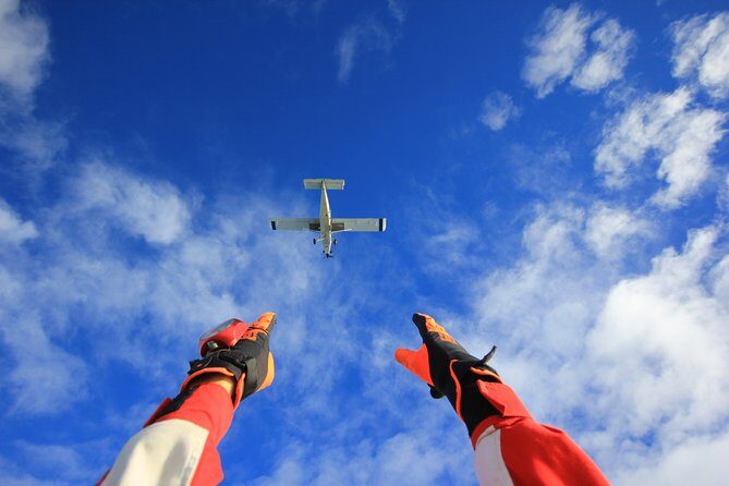 10,000ft Skydive over Abel Tasman with NZ's Most Epic Scenery - Who Should Consider This Tour?