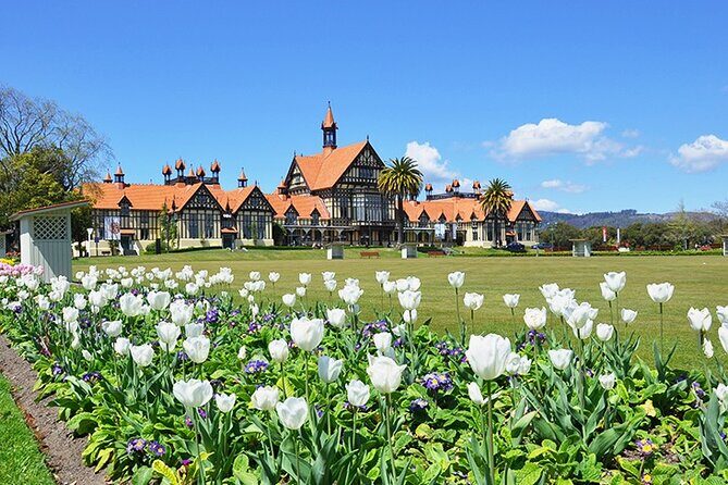 2 Day Tour Auckland to Hobbiton, Waitomo, Rotorua and Taupo - Practical Considerations