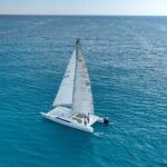 2 EN 1 Isla Mujeres Catamaran with Open Bar from Cancun - Who Should Do This Tour?