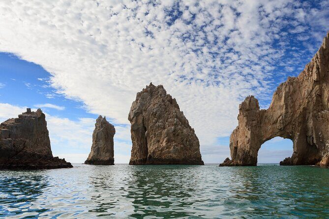 2x1 Tour: Cabo San Lucas Arch + Camels Ride + Pick up! - FAQs