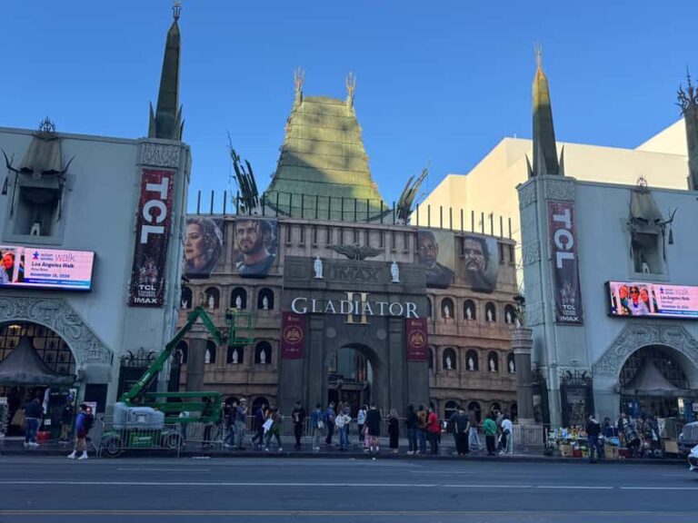 3.5-hour private tour of Hollywood and Beverly Hills in an SUV - Value and Practicality