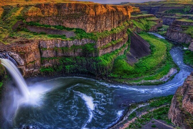 4-Day Yellowstone and Mount Rushmore Tour from Salt Lake City - Who Should Consider This Tour?