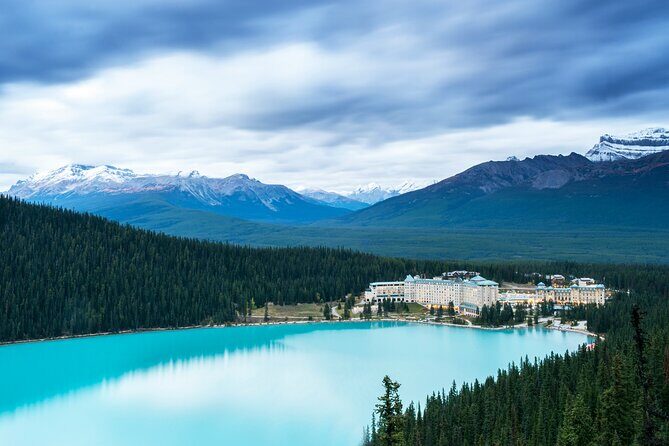 4-Hour Lake Louise Tour from Banff and Canmore - Introduction to the Lake Louise Experience