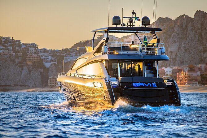 4 Hours Luxury Yacht Charter Tour in Los Cabos on SAVI II - The All-Inclusive Luxury Touches