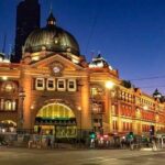 4 Hours Sightseeing Small Group Tour in Melbourne City - Transportation and Group Dynamics