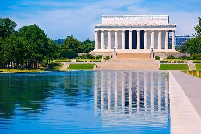 4-Hr DC Monuments Small Group Sightseeing Guided Tour - Practical Details and Considerations