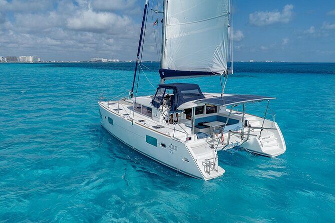 4hrs 42ft Luxury Catamaran Private Charter Cancun to Isla Mujeres - Authentic Insights from Past Reviewers