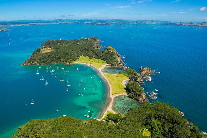 5-Day Bay of Islands, Auckland, Hobbiton, Rotorua & Waitomo Tour - Why This Tour Offers Great Value