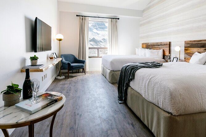 5 Day Rockies Mountains and Glaciers Tour, Icefield Parkway Hotel - Day-by-Day Breakdown of the Tour