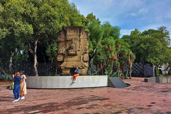 5 Hour Tour through Chapultepec, Anthropology Museum and Castle - Starting Point: Museum of Modern Art