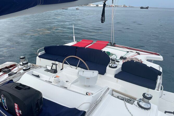 5 Hr Private Catamaran Cruise with lunch and drinks to 15-20 ppl - Possible Drawbacks to Consider