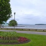 6-Day Small Group Tour:Toronto,Montreal,Niagara&Ontario Lakes - Transportation & Group Size: Making It Easy