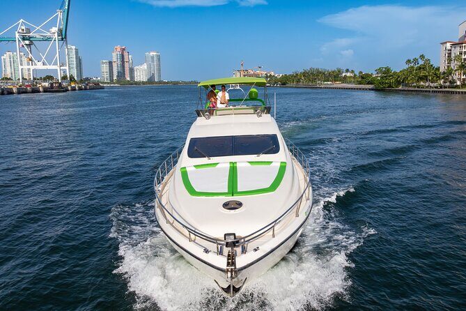70ft 1 Hour FREE | Miami Yacht Rental | 3 to 6 Hours | 13 People - Final Thoughts