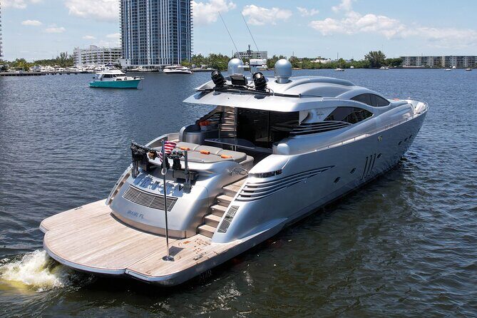 94 FT Private Yacht Party with Night Club - What to Expect in Terms of Comfort and Service