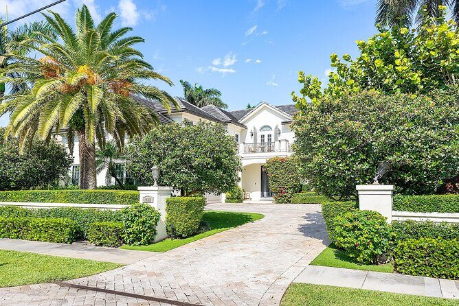 A Coastal Family Escape in Manalapan - Insights from Past Experiences